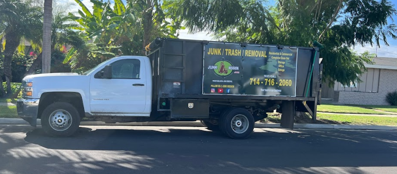 Top Tips for Choosing the Right Junk Removal Company | Junk Mission